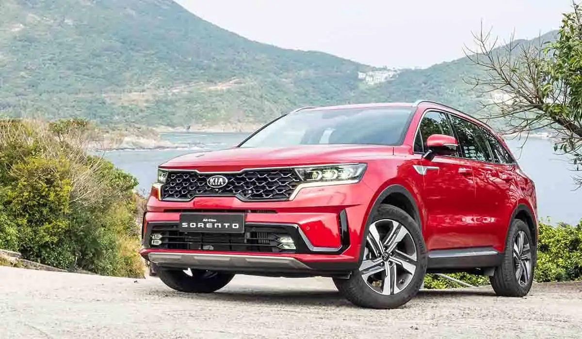15 Best SUVs for Teens & New Drivers (Full List – 2023) – RIDE + DRIVE