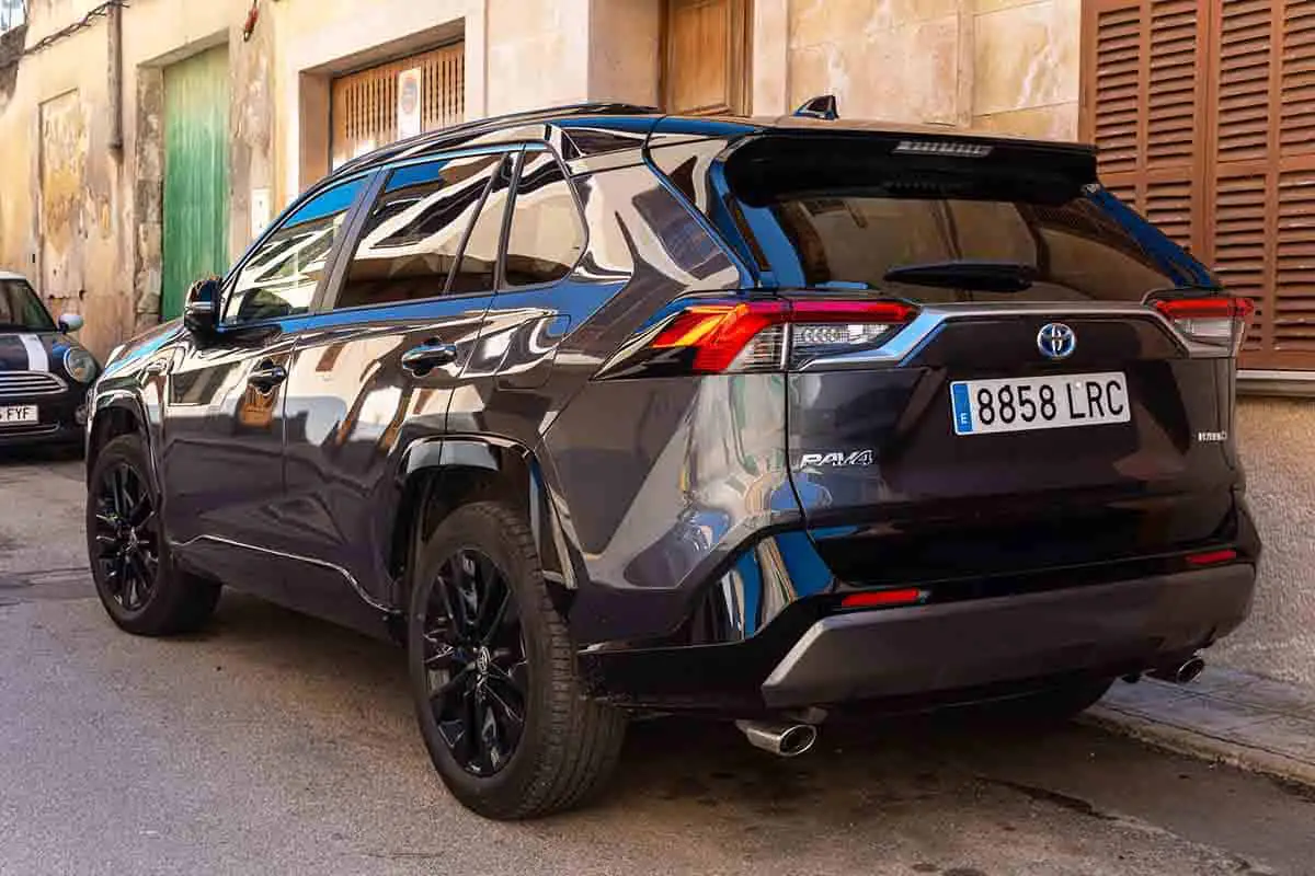 12 Most Popular First Cars Among Teens (Sedan, Coupe, SUV) – RIDE + DRIVE