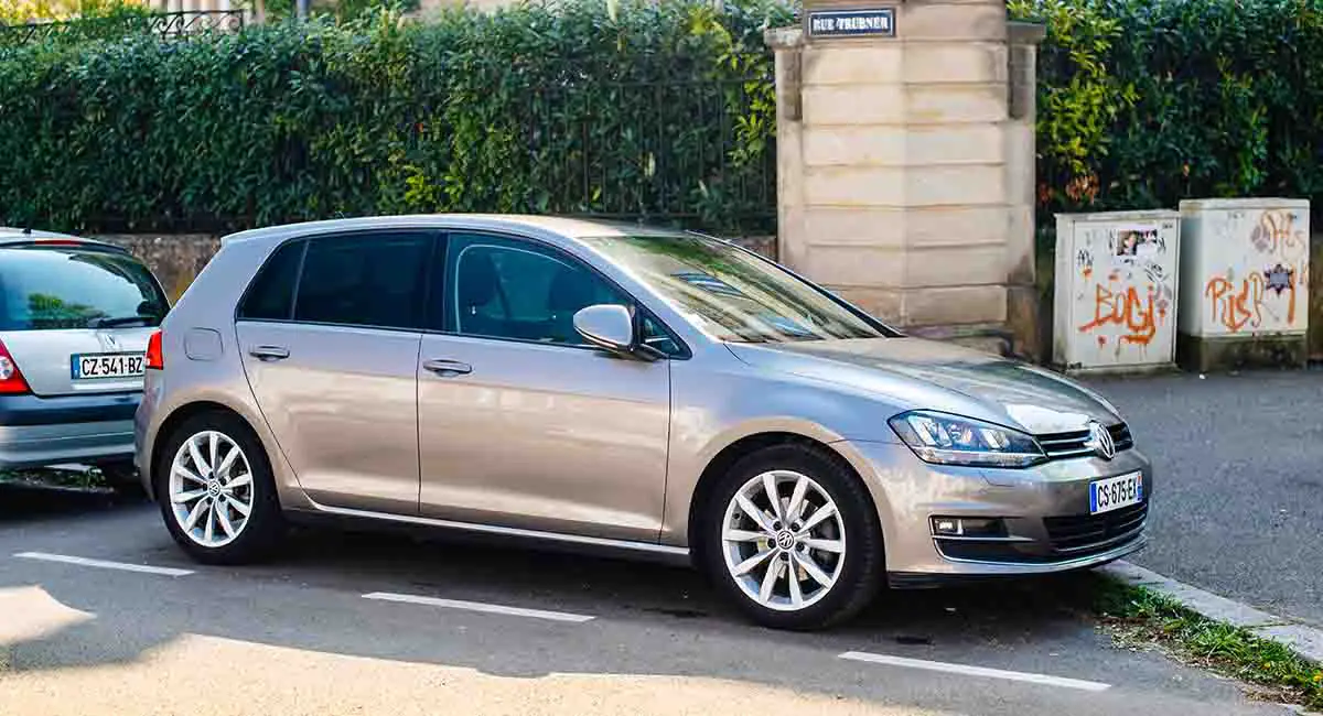 10 Practical Hatchbacks for New Drivers (+2 Electric Models) – RIDE + DRIVE