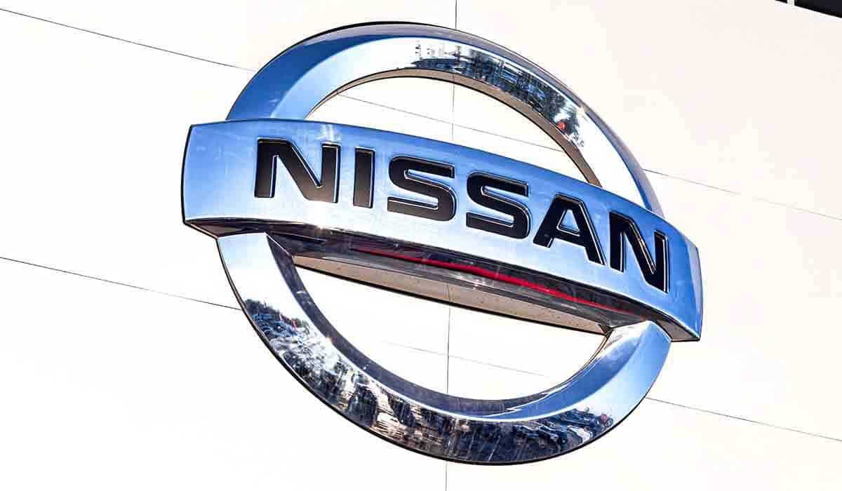 Top 10 Middle-Class Car Brands (+4 Near-Luxury Ones) – RIDE + DRIVE